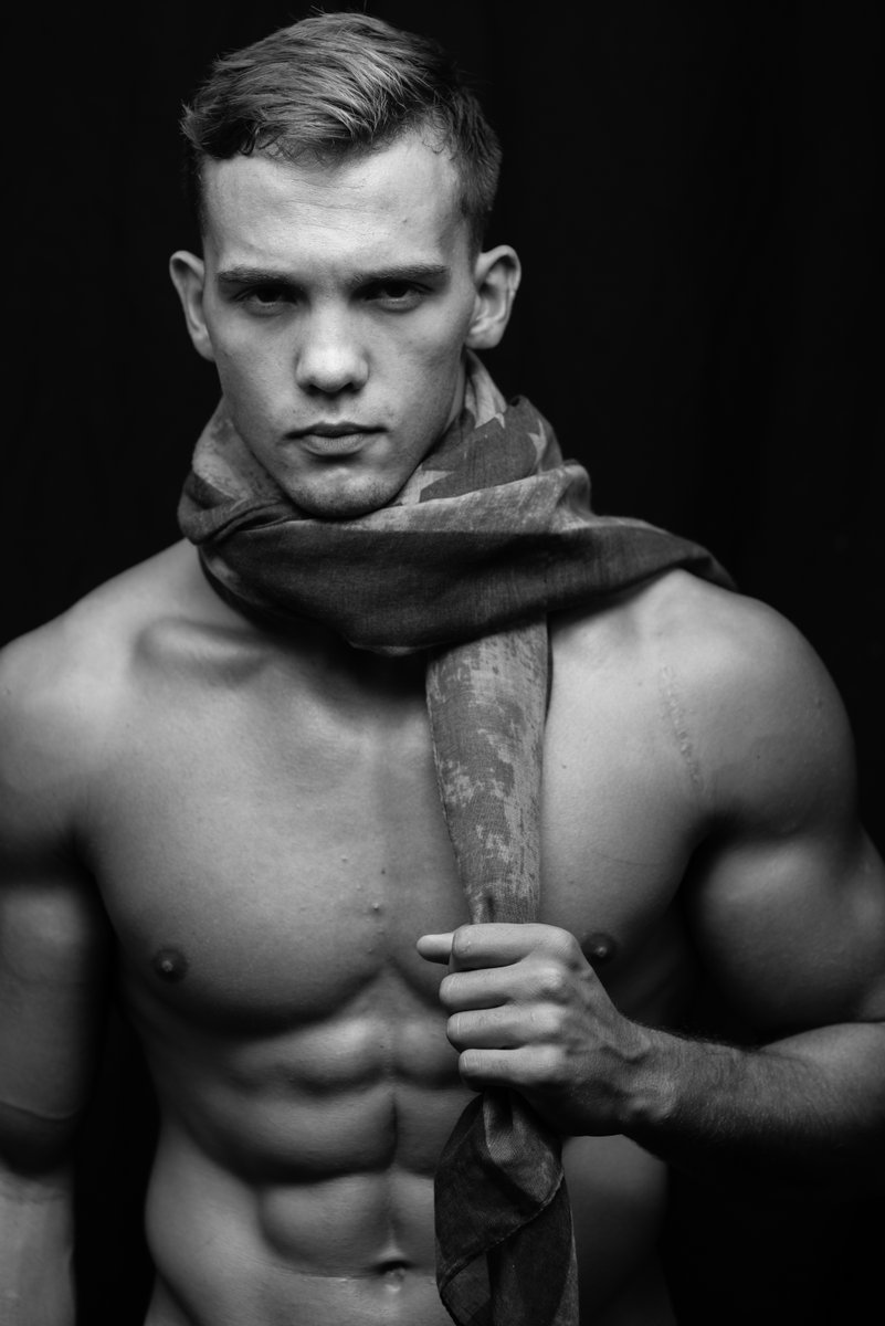 Photo by Kevin Camp, Calvin Boling - Kavyar