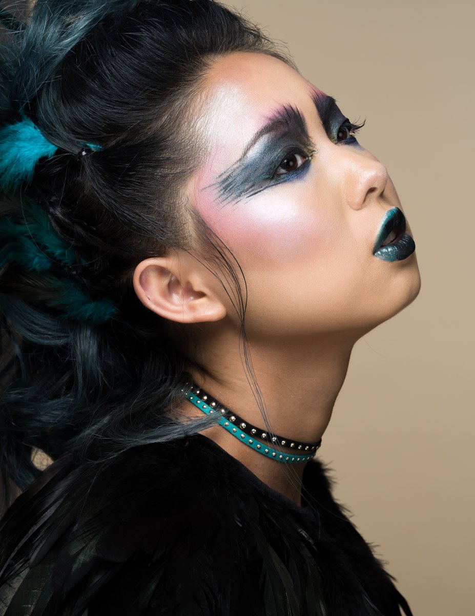 Photo by CHI YEUNG, Amy Wen, Neeka Dewar, Sophia Kim - Kavyar