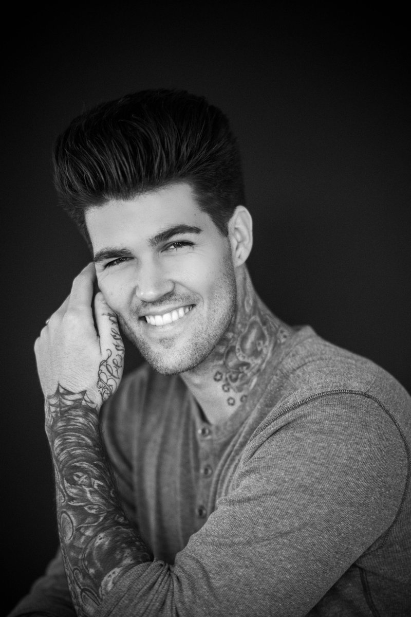 Photo by Mariah MacInnes Talbot , Alexander Denning - Kavyar