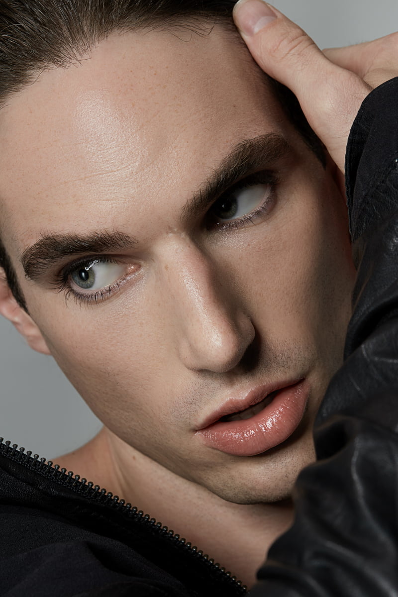 Photo by Neha Studios, Roland, Chris Flora - Kavyar