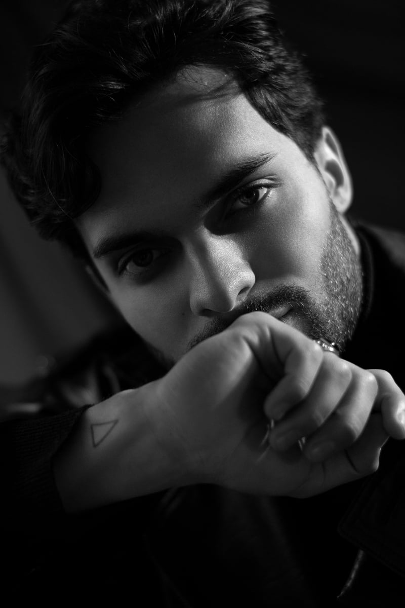 Photo by Alexander Alejo, Alejandro Neumann - Kavyar