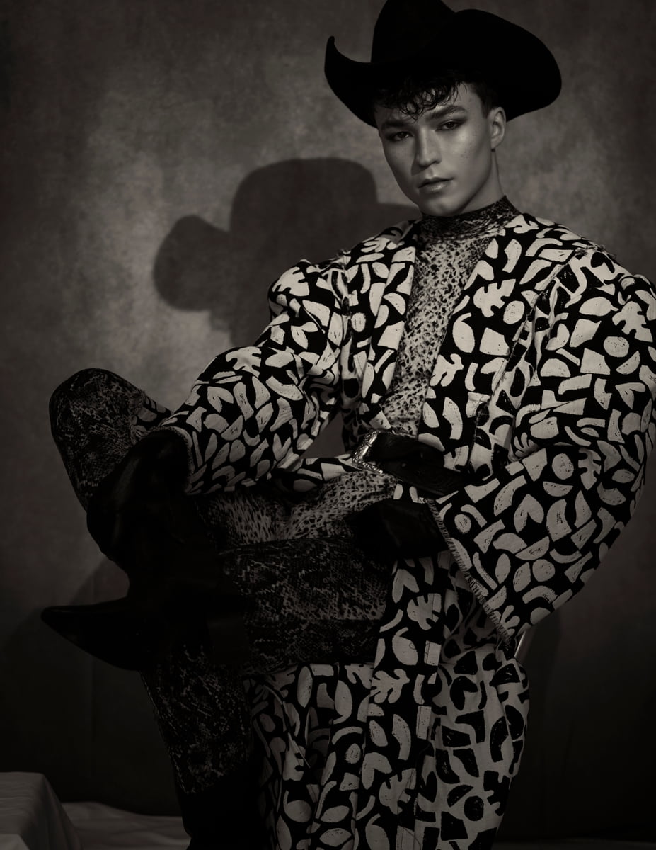 Photo by IMIRAGEmagazine , Bri Godard, Shauna Griffiths, Kini Yukina ...