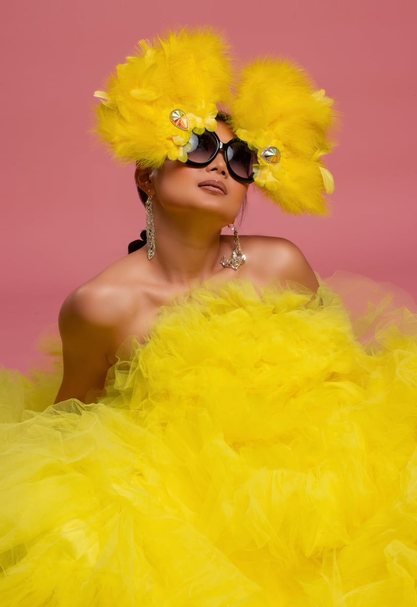 SOFIA DAVIS - Kavyar