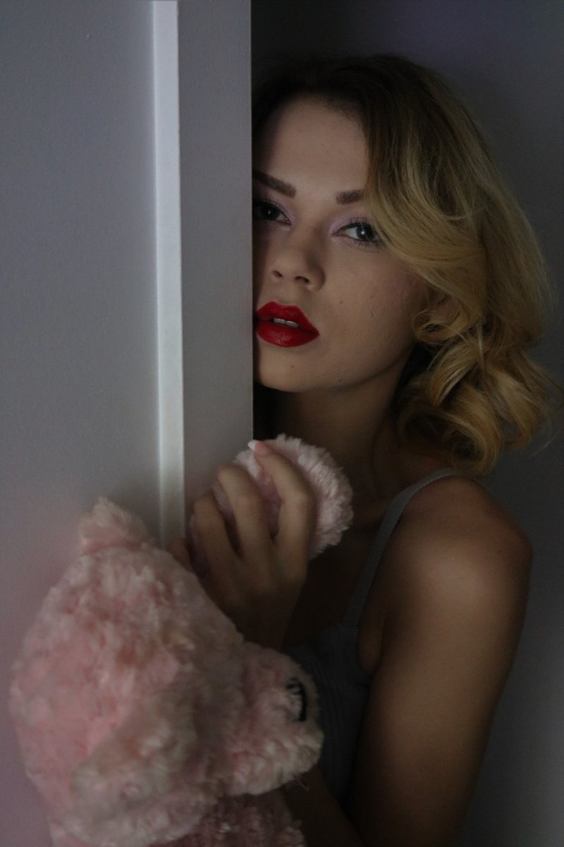 Drew Gilder - Kavyar