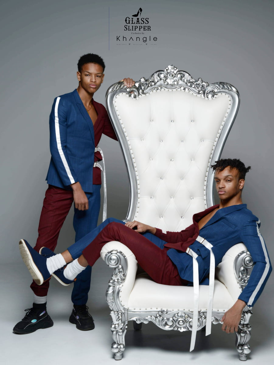 Photo by Khangle , Eric Shih, Eryck Watson, Jeremiah Watson - Kavyar