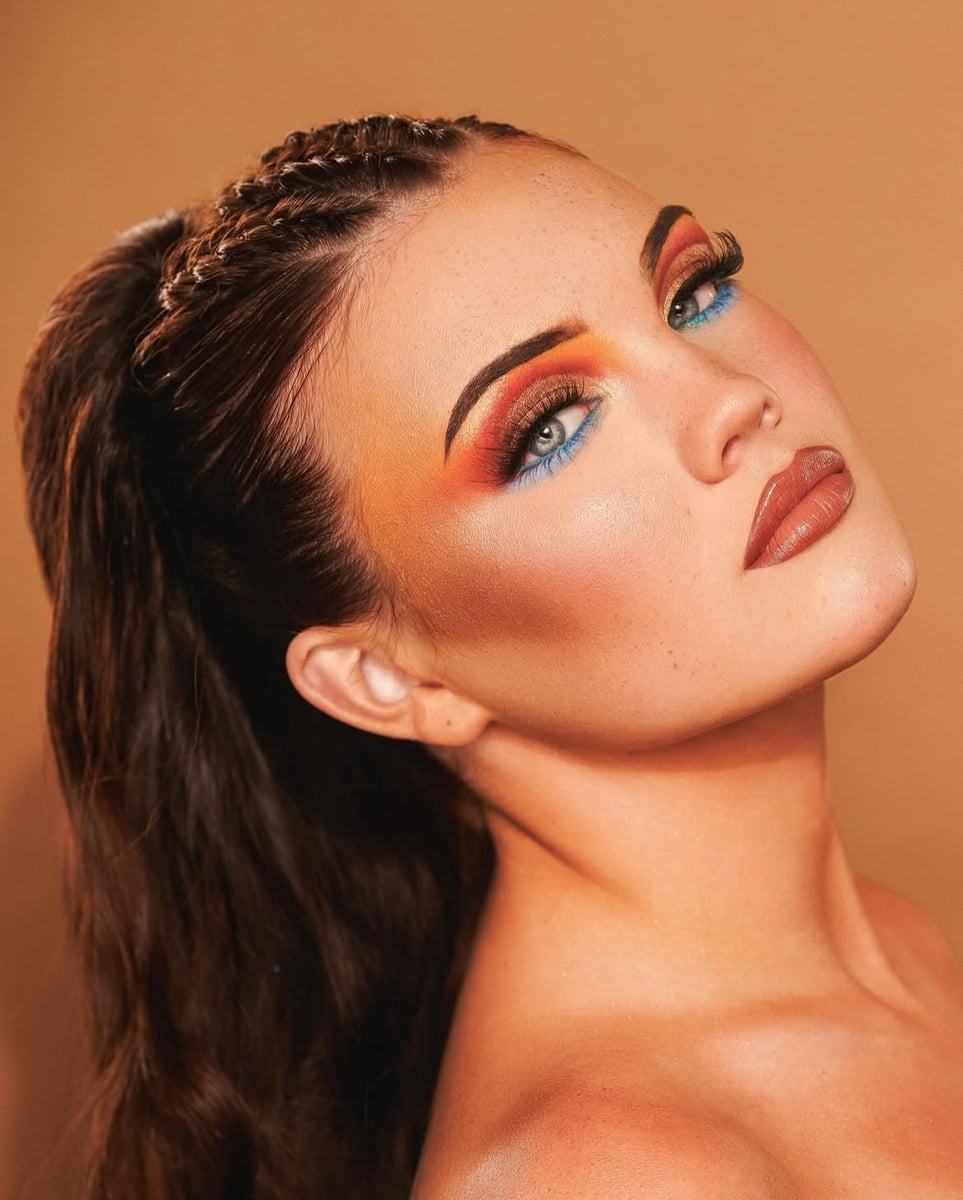 Photo by Simon Rafael Diez-Tipa, Lucy Genck, Walace Style Beauty, The ...