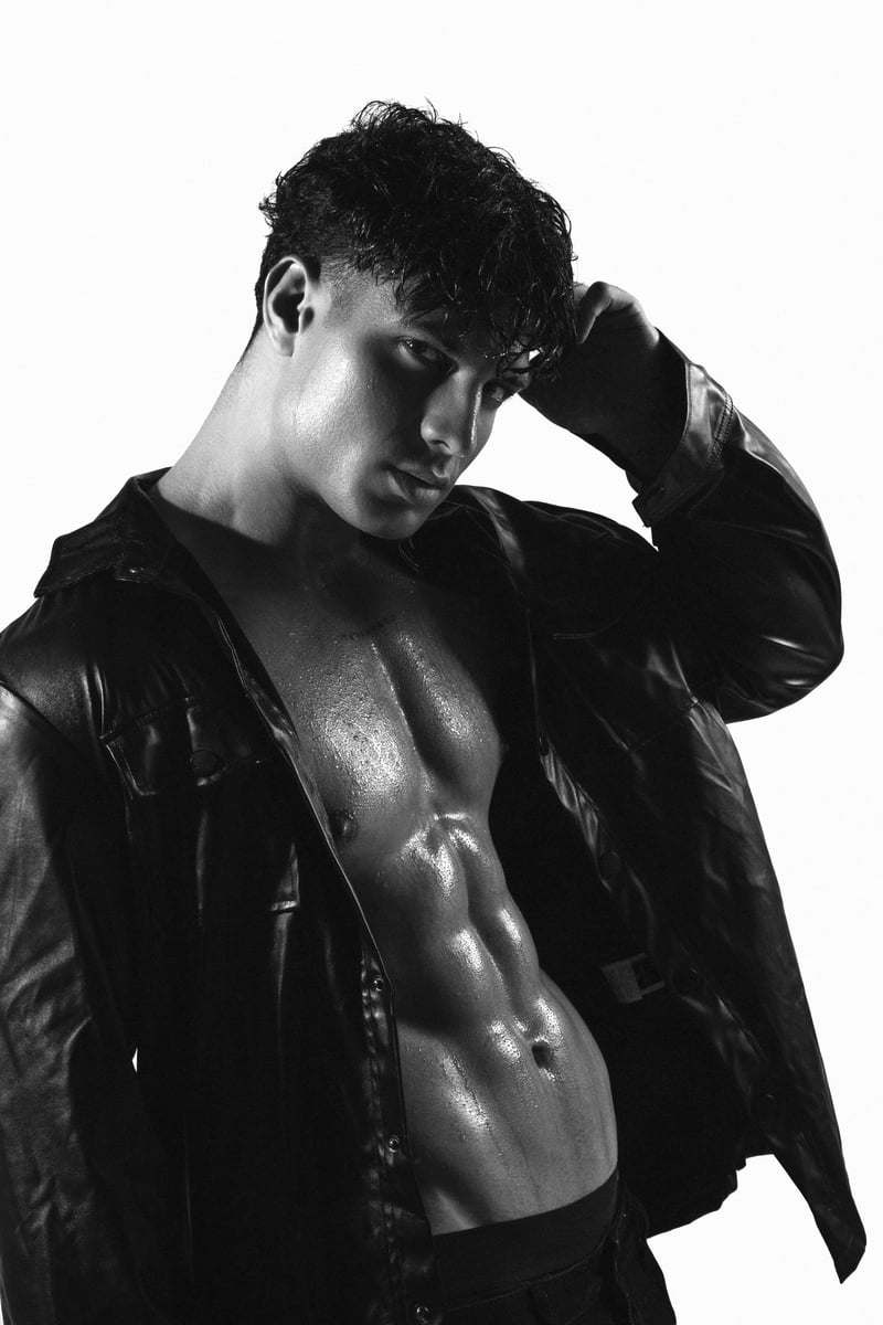 Photo by StyleCruze Magazine, Sergio Calvo, Joan Guell - Kavyar