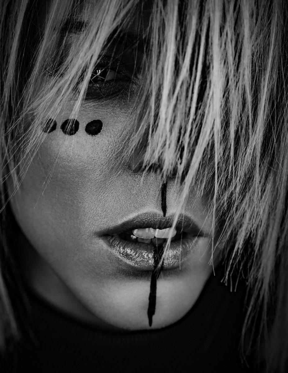 Photo by BEYONDall, Fabian Grell, Julia Arens - Kavyar