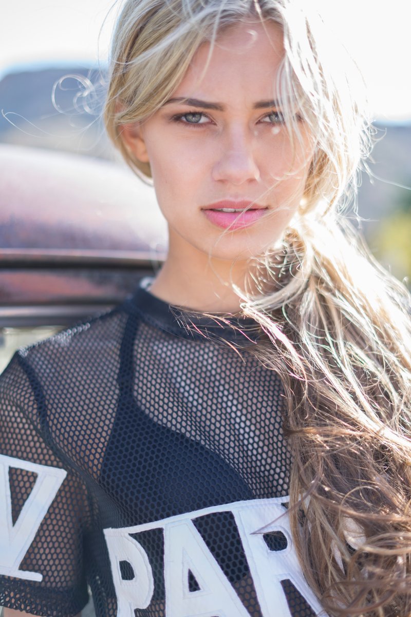 Photo by Jessica Callahan, TNG Models, Elizabeth Jamrozy @Elite La - Kavyar