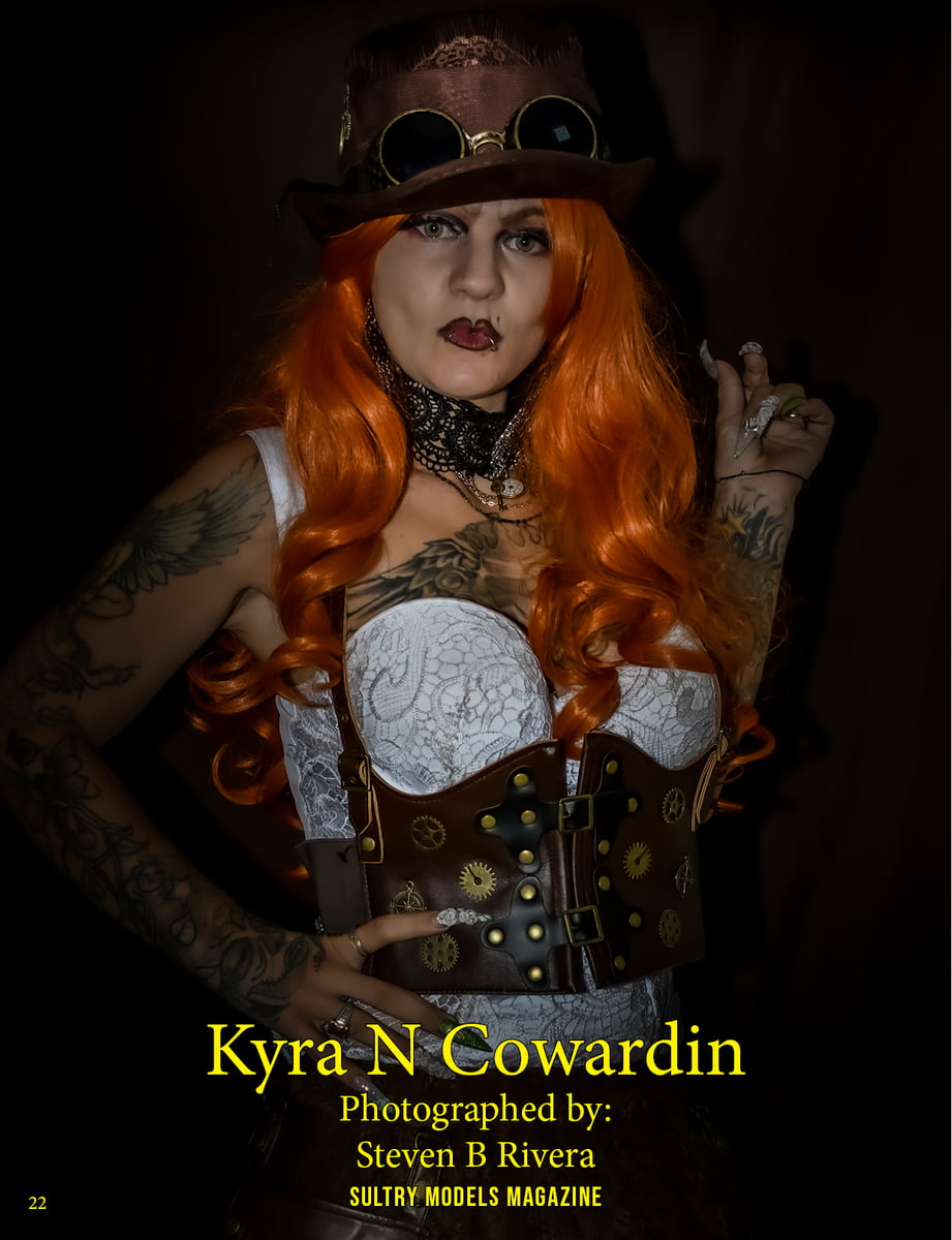 Sultry Models Magazine - Kavyar