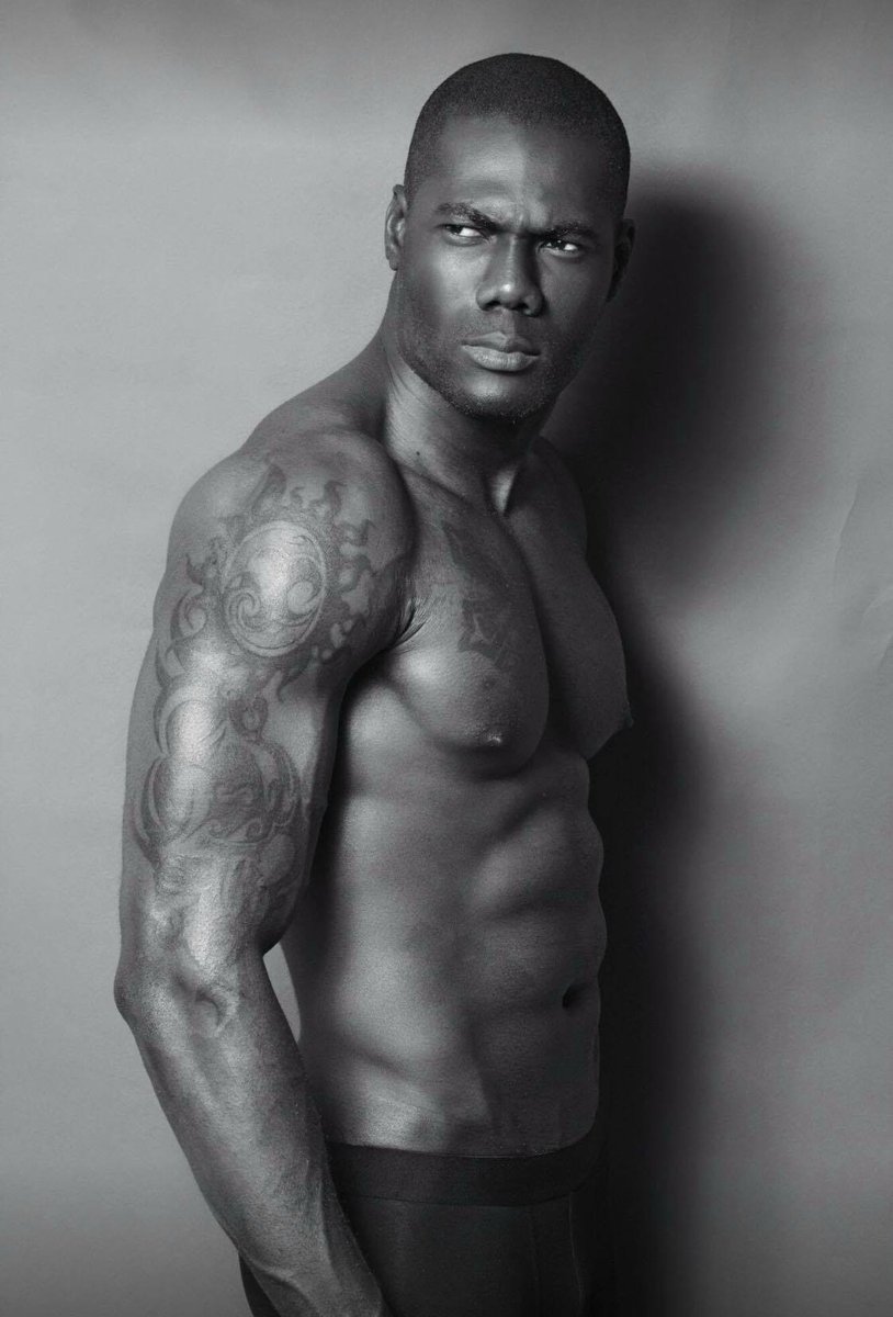 Photo by Seth Adanmenoukon , Jadee Murphy - Kavyar