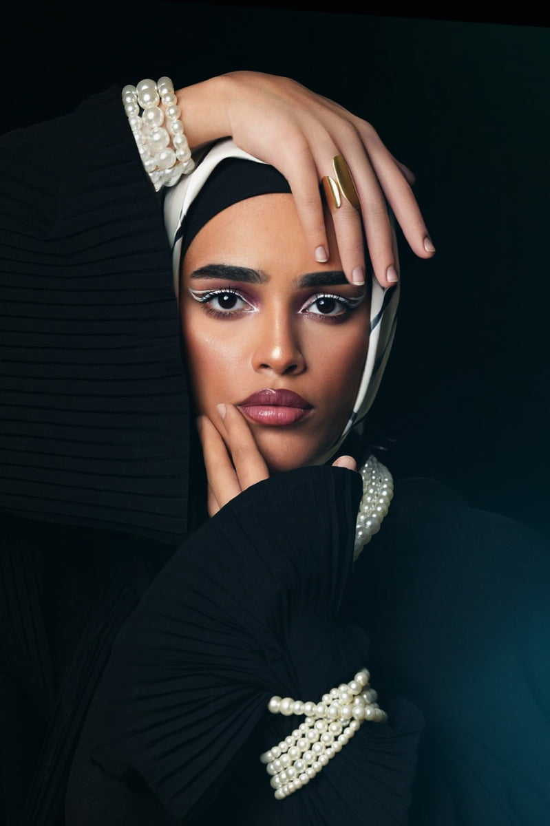 Photo by Alia, Omar Ortiz, Ganna Khalil, Remaz - Kavyar