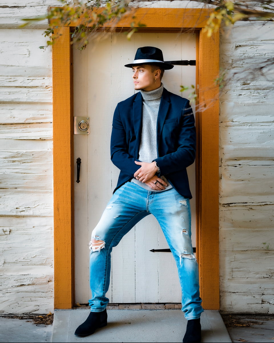 Photo by Jonathan Mamaril, Riley Cummings - Kavyar