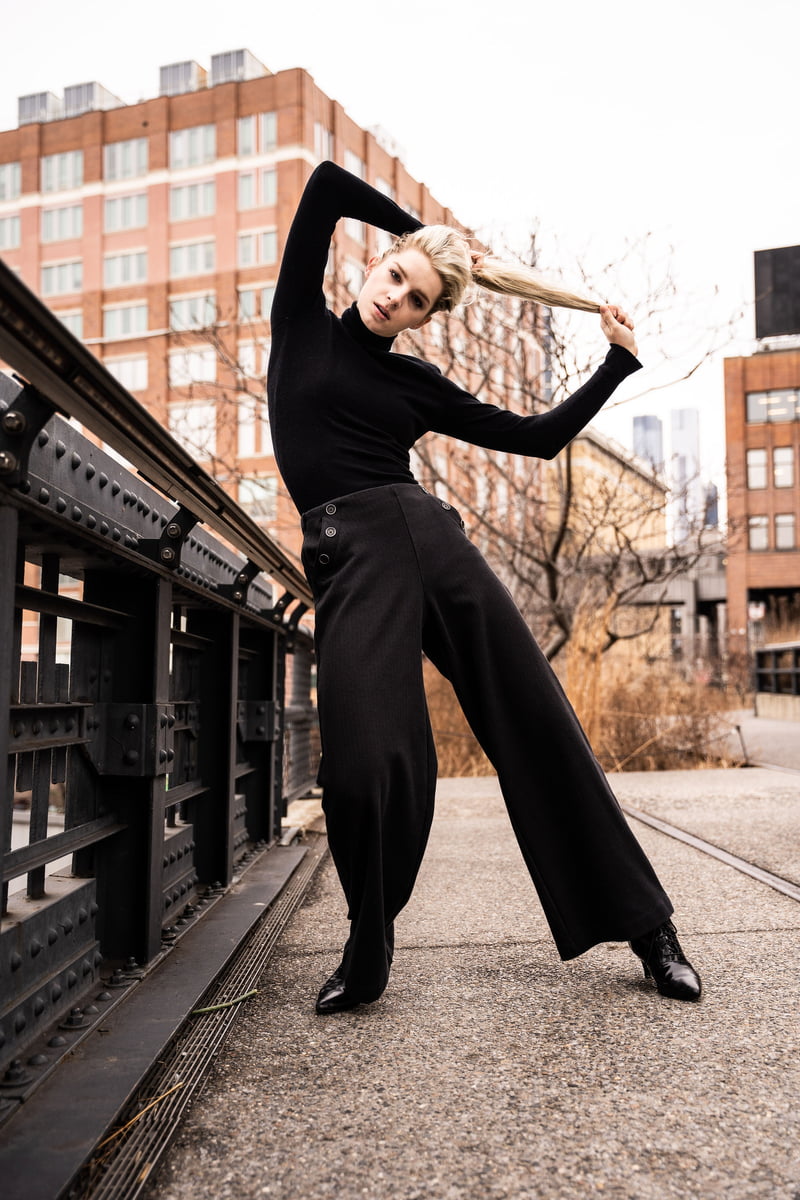 Emily Swift - Kavyar