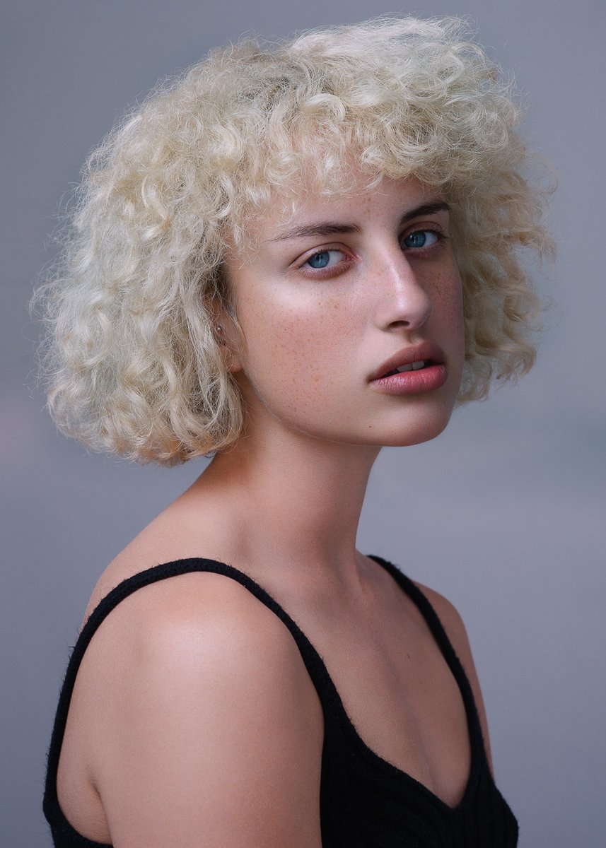 Photo by Sean Shannon, Lauren Bubb, Fran O - Kavyar