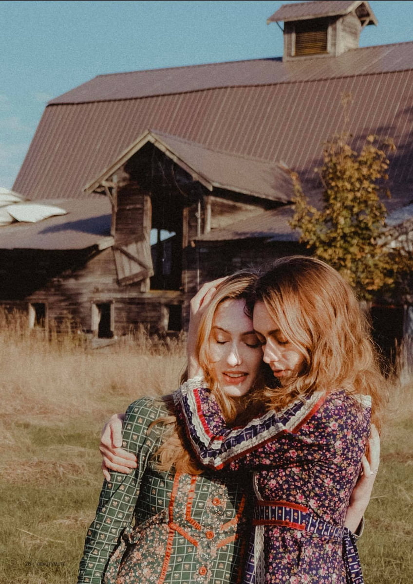 Photo by BeautyMute, Violet Rankin, Audrey Lajoie, BeautyMute (Tanja ...