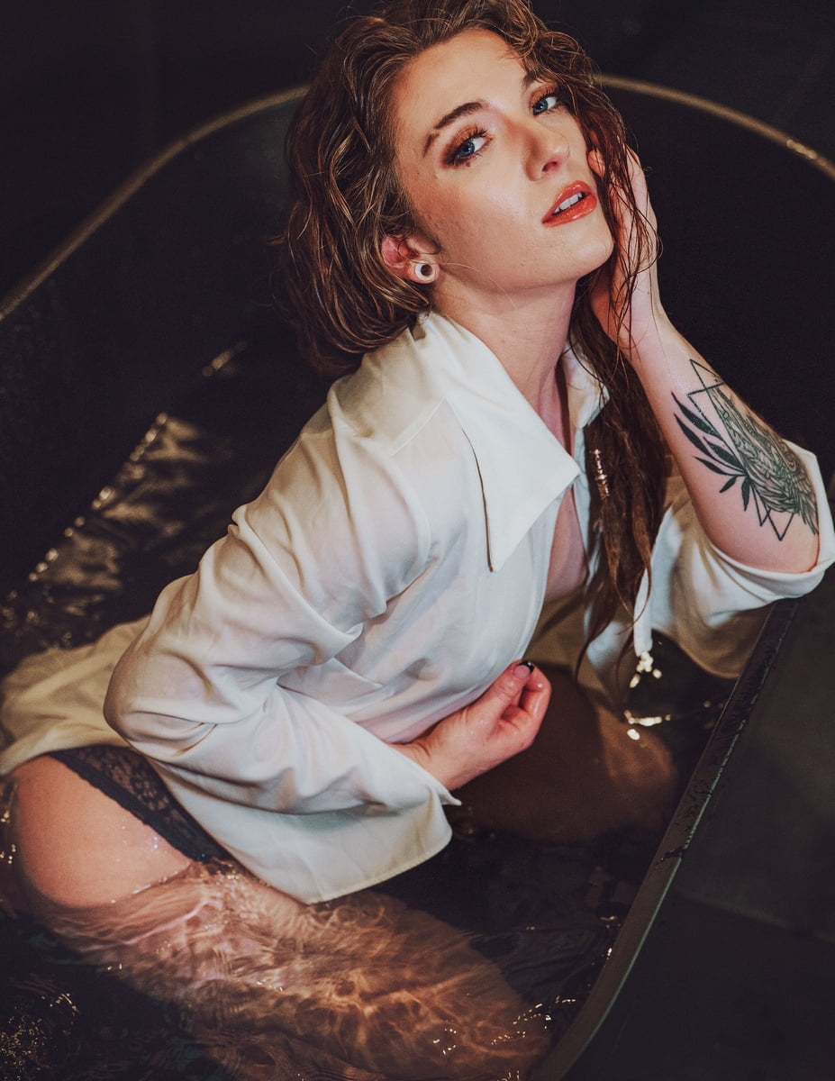 Sharon Marie Wright - Kavyar