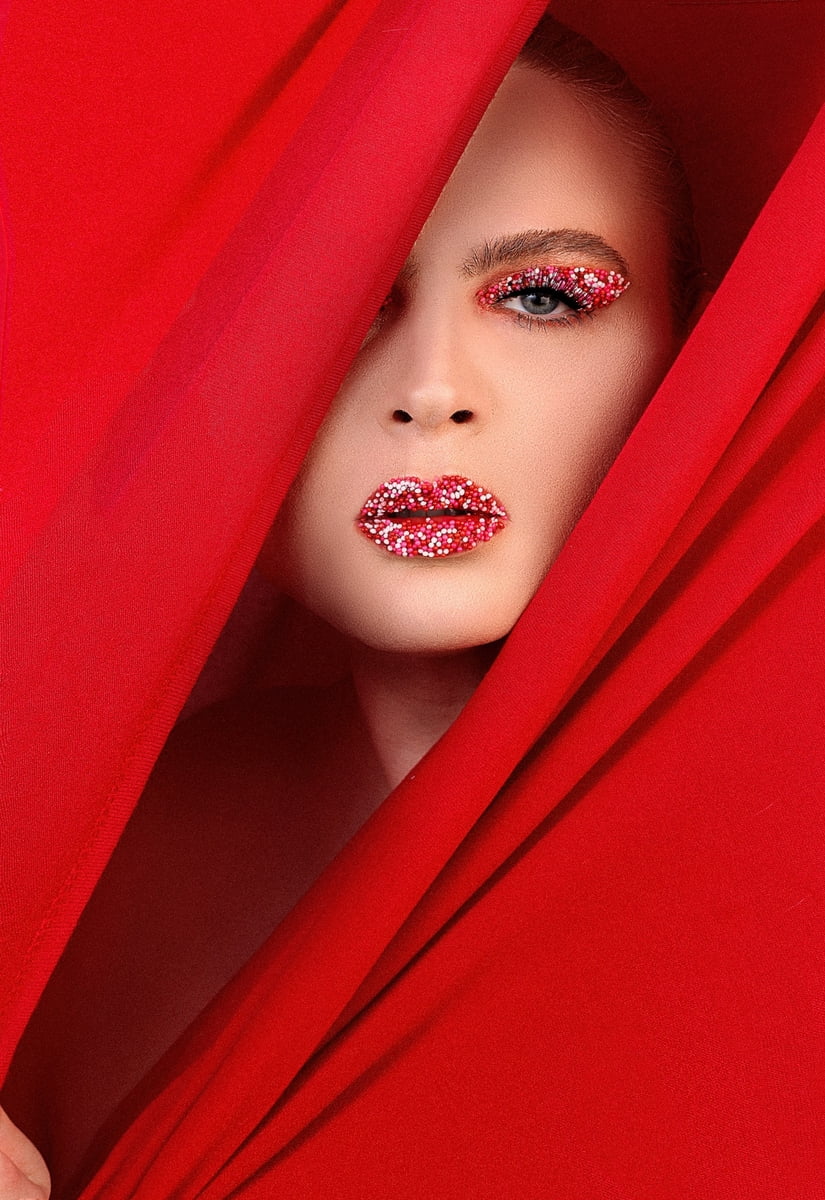Photo by Jeff Hiedeman, Jess - Kavyar