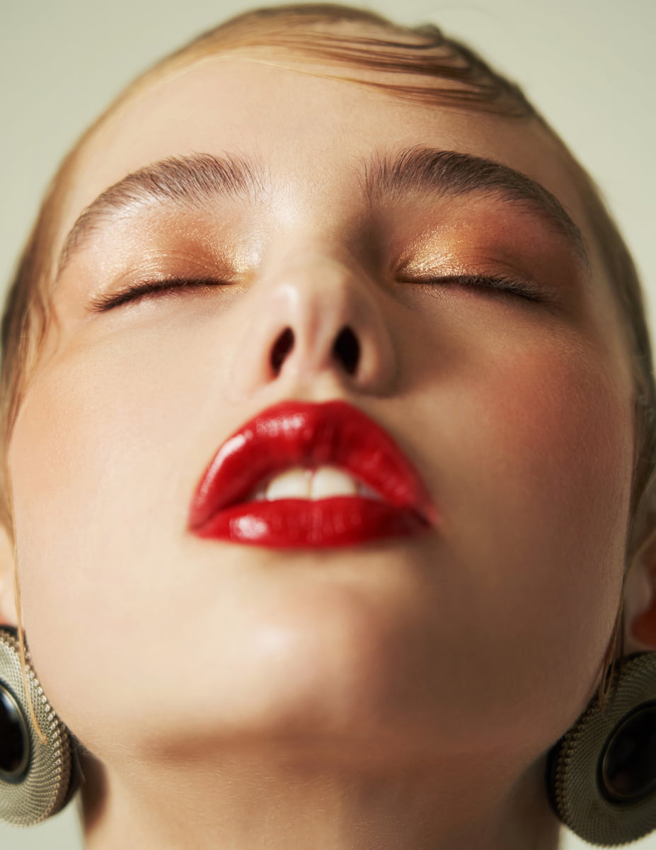 Photo by Jasmin Min, Linnea Mullen, Mavis Wu - Kavyar