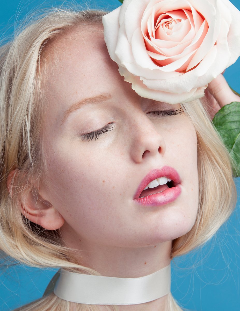 Photo by L'affaire Magazine, Alessandra Di Ronza, Laura Portomeo ...