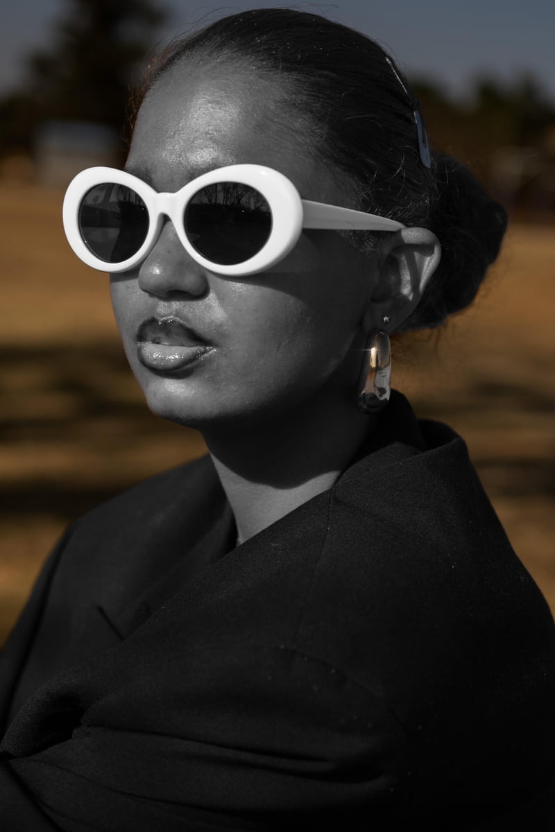 Taylor Thomas - Kavyar