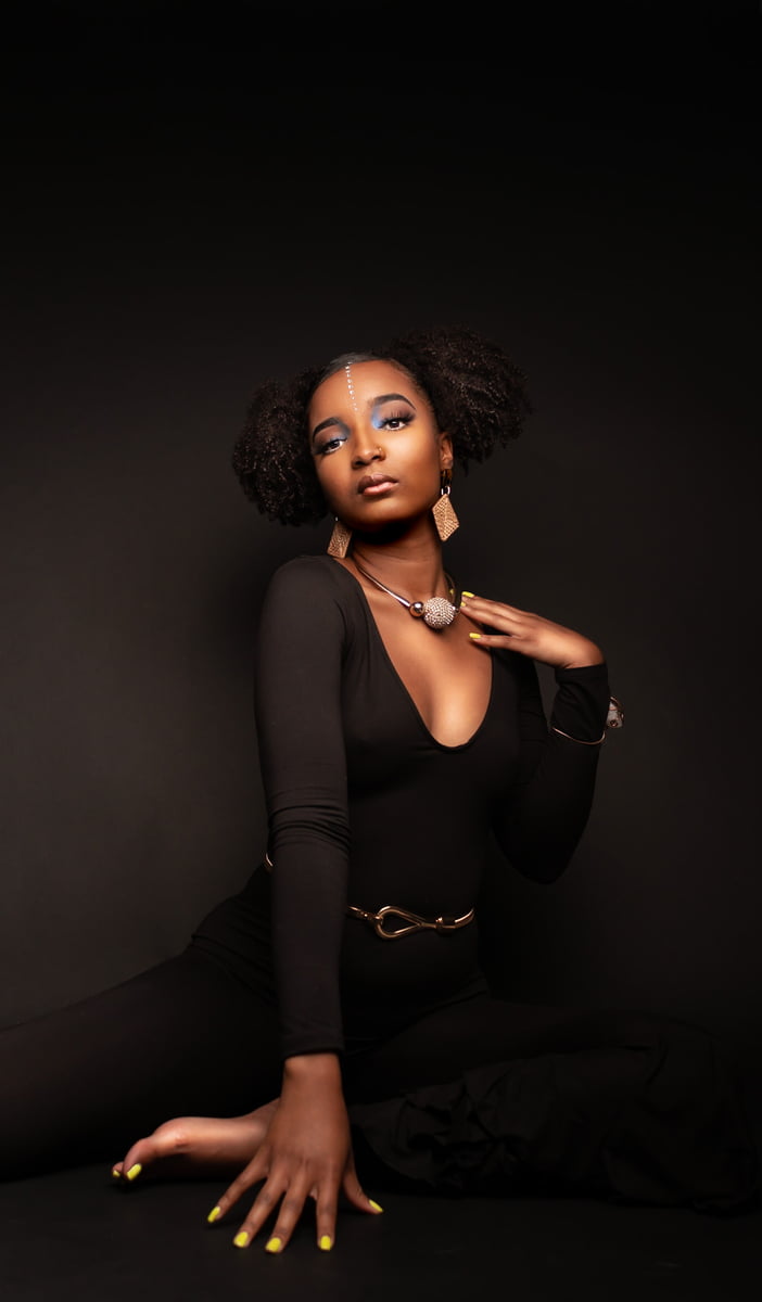 Photo by Xavier Leeds, Asia Moore - Kavyar