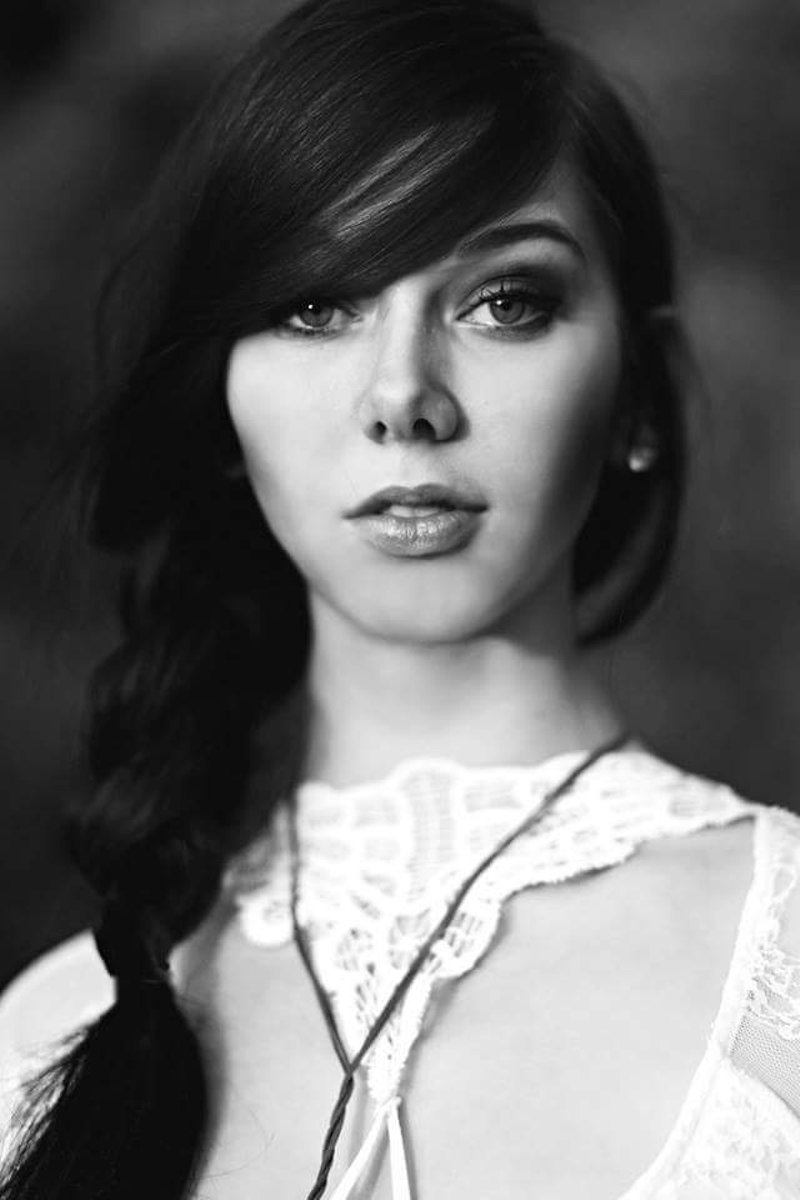 Photo by Rhyane Darrow, Tides And Pines Photography - Kavyar