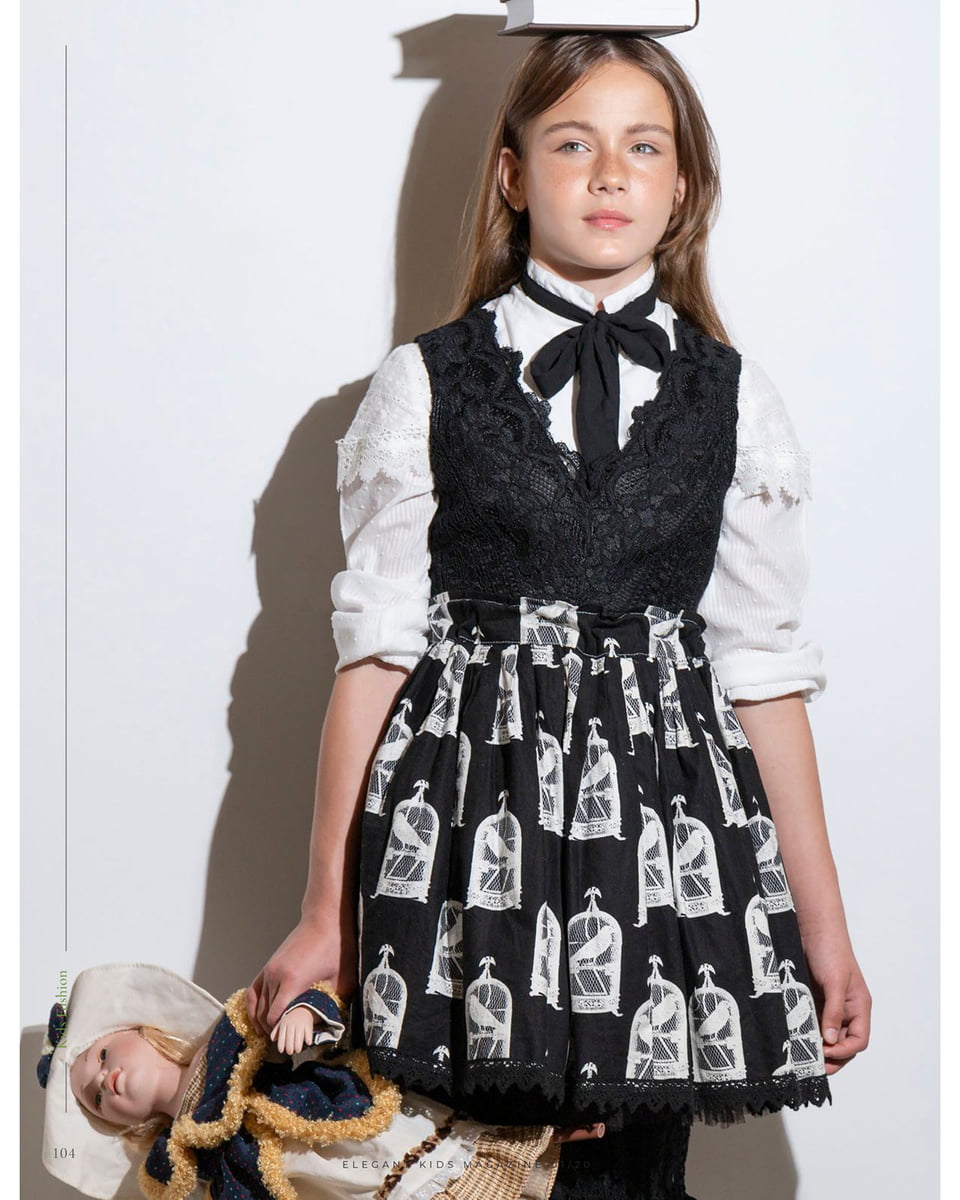 Photo by ELEGANT Magazine, Ana-Maria Rotaru, Oana Busuioc, Ana Dinuta ...