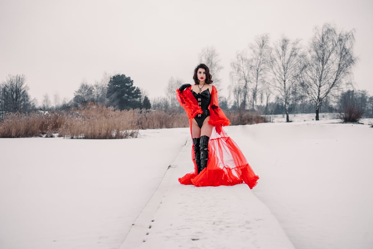 Photo by Daria Rakin, Veren De Hedge - Kavyar