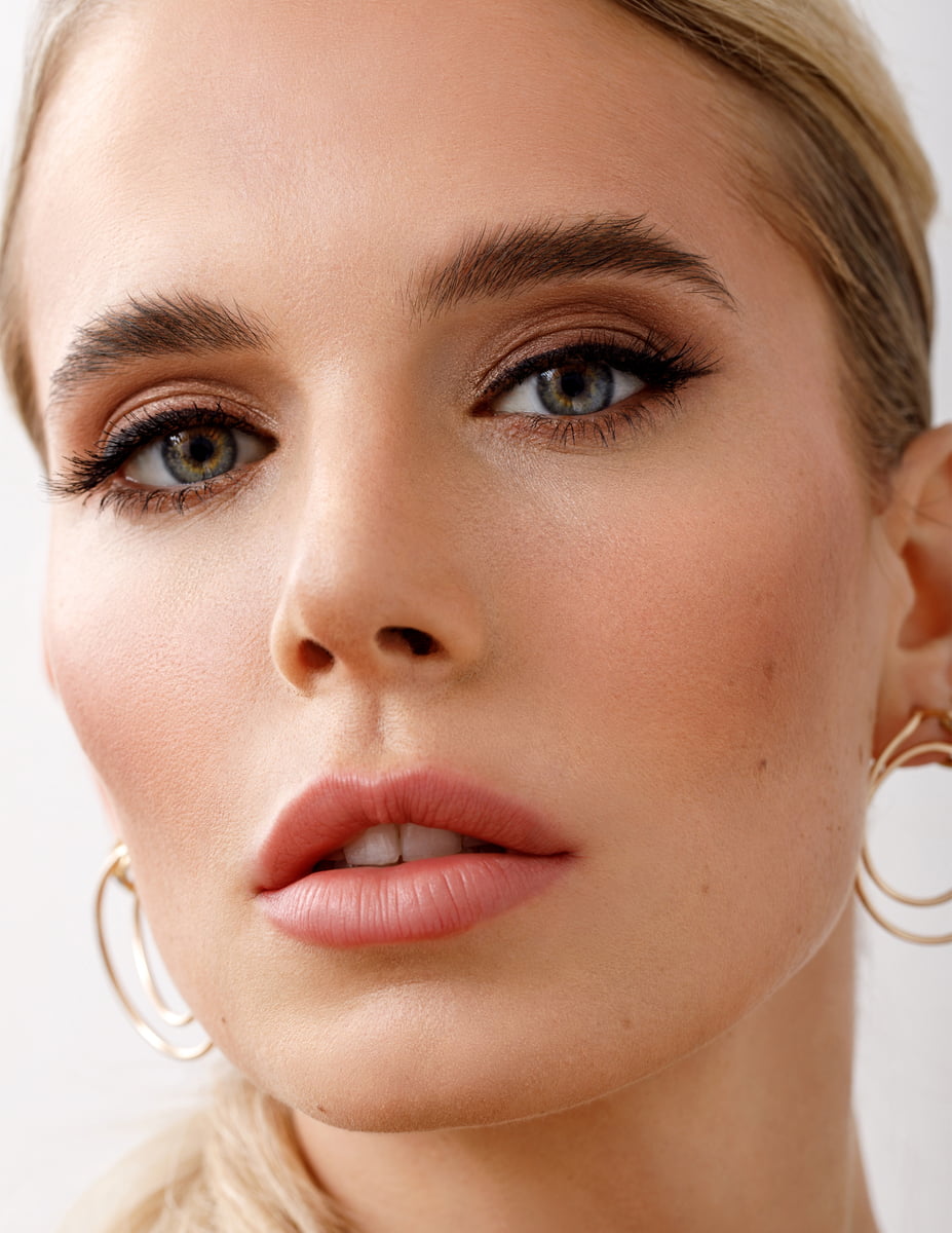 Photo by Lauren Marsh, Elena Fratea, Filiz Leyla, Kyra Valentina, Nadia ...