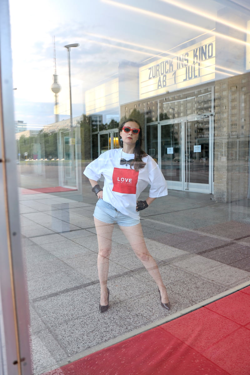 Photo by Anna, Iryna Dubova, Anna Bachtadze, Maria Bitter - Kavyar