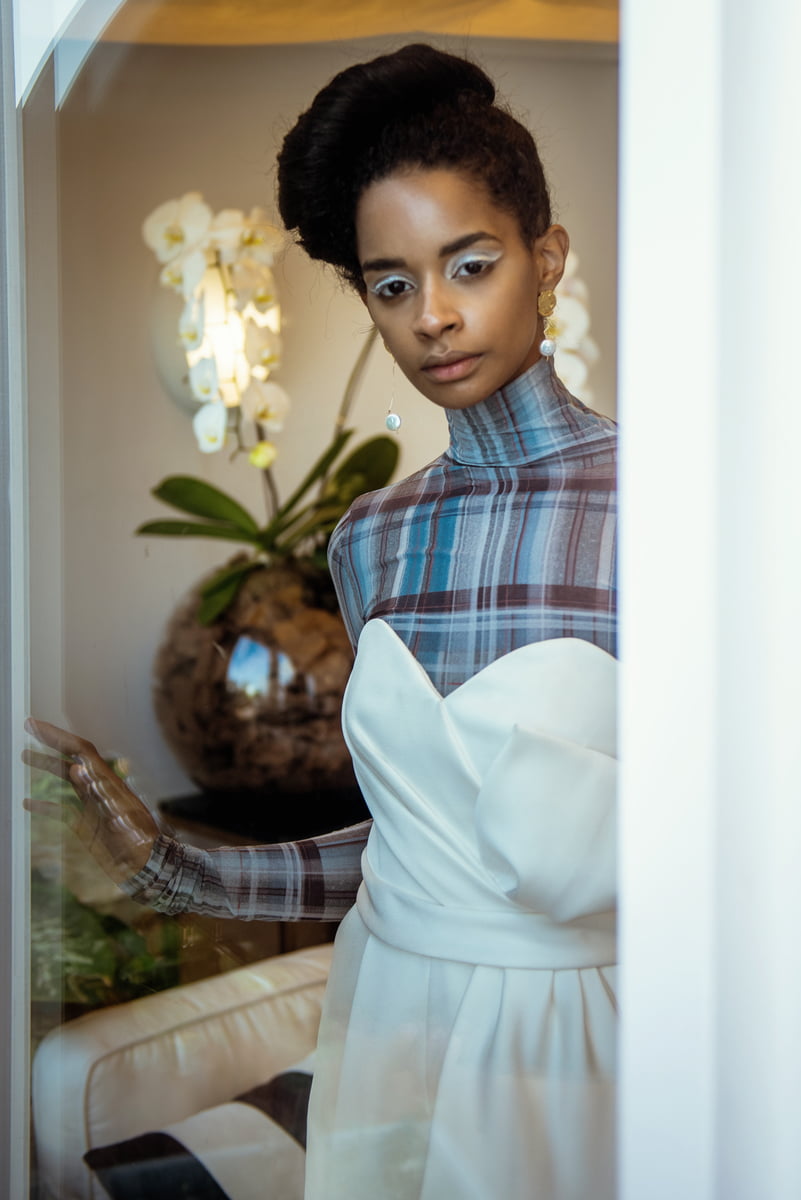 Photo by Mark Ganzon, Karolina Woznicka , Hmua: Amanda Kay @Amandakaymakeup, Danny P - Kavyar