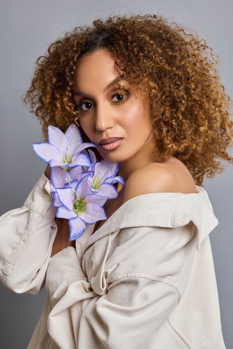 Markus Thomas - Kavyar