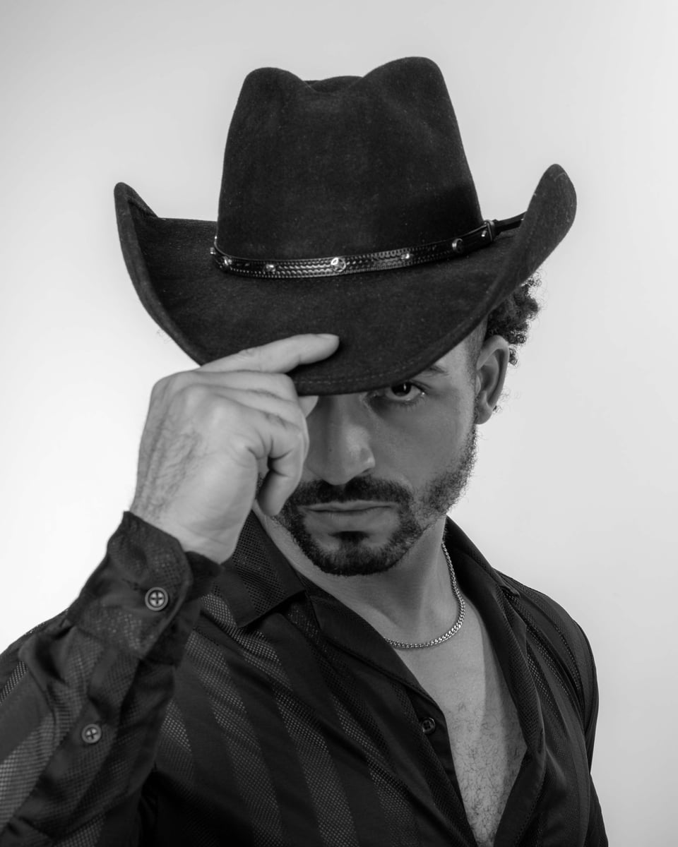 Donald Taggart - Kavyar