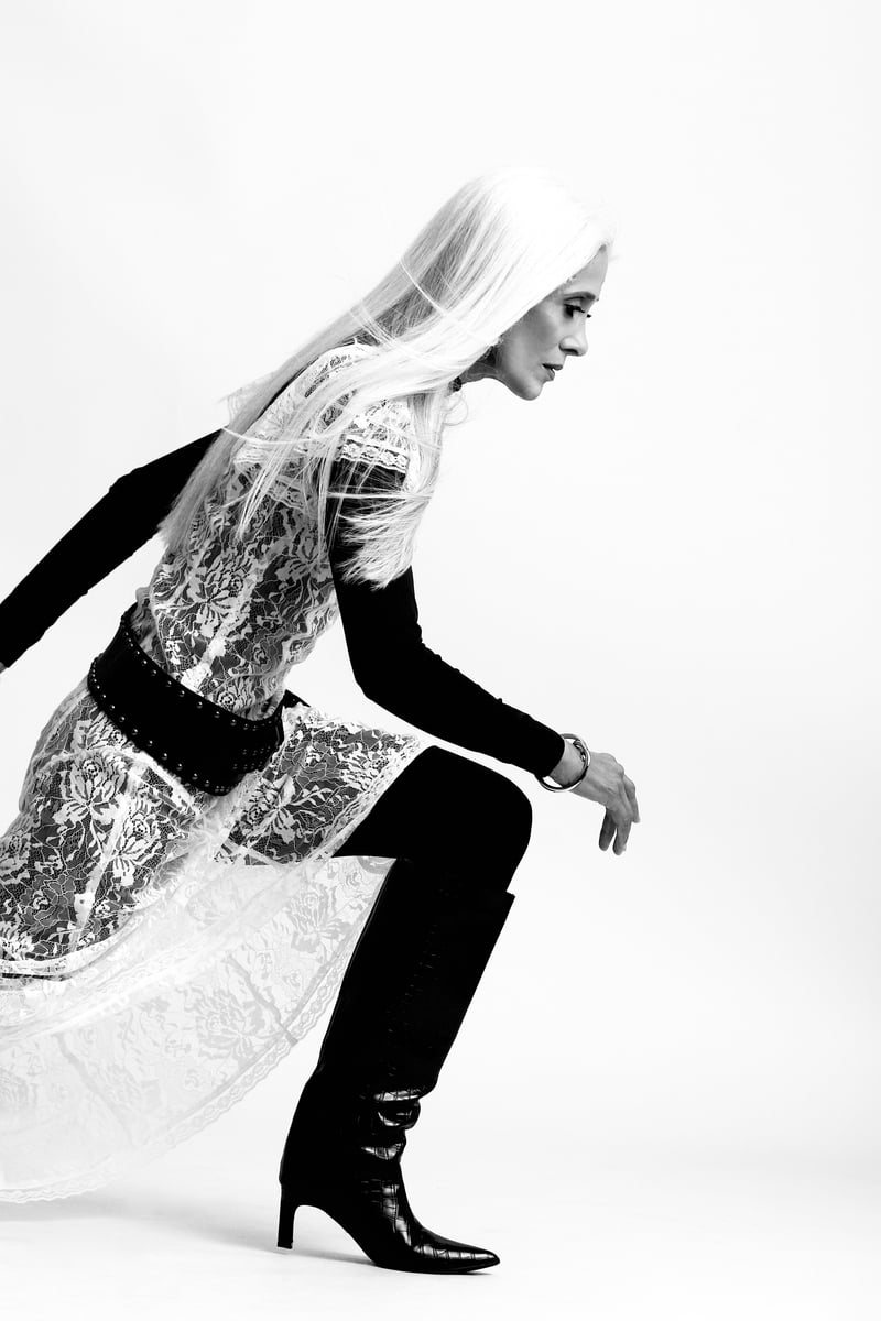 Fauzia Taylor - Kavyar