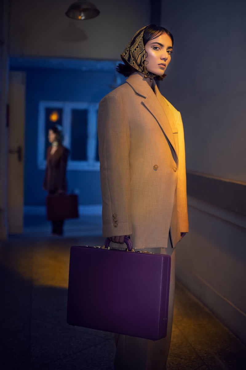 Howra Batool - Kavyar