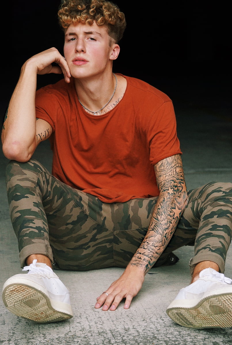 Luke Hayden - Kavyar