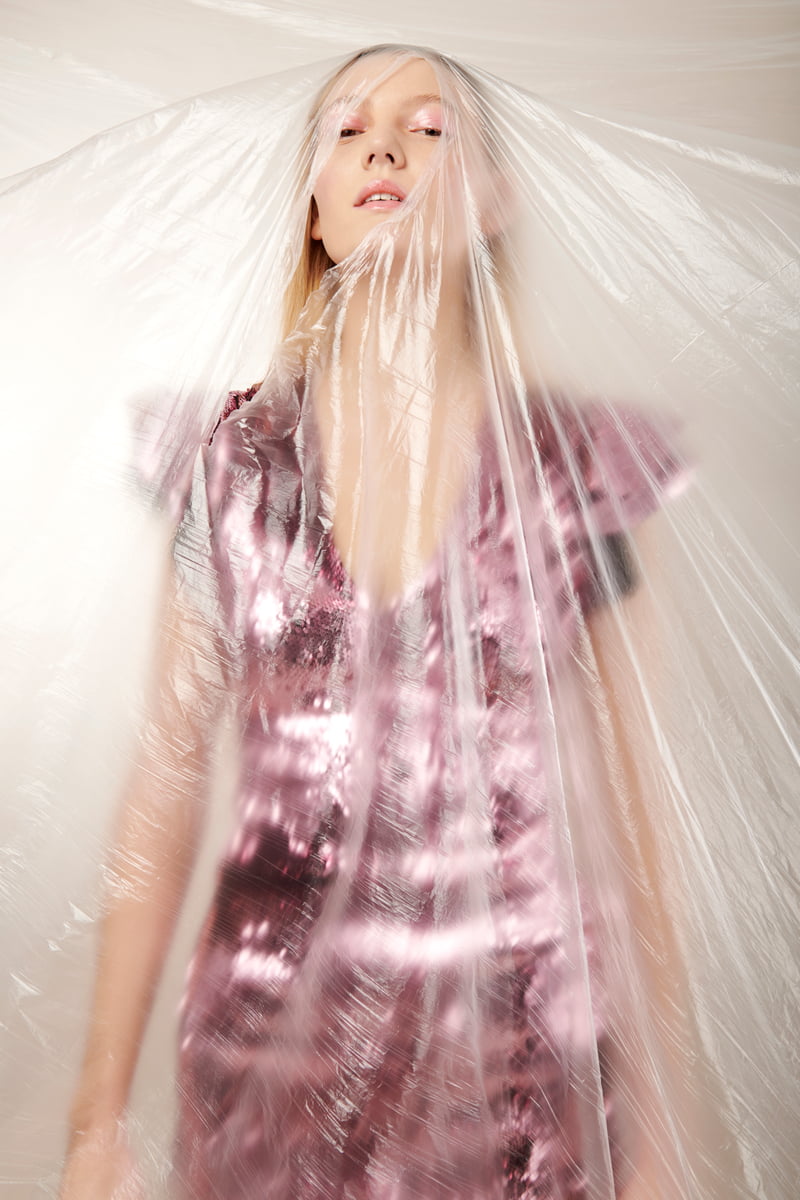 Photo by Yue Lu, Janette Gloor, Lili Hauser - Kavyar