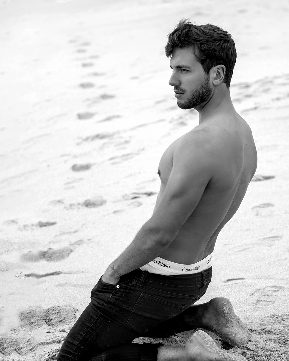 Photo by El Amor Shots, Alan Ardura - Kavyar