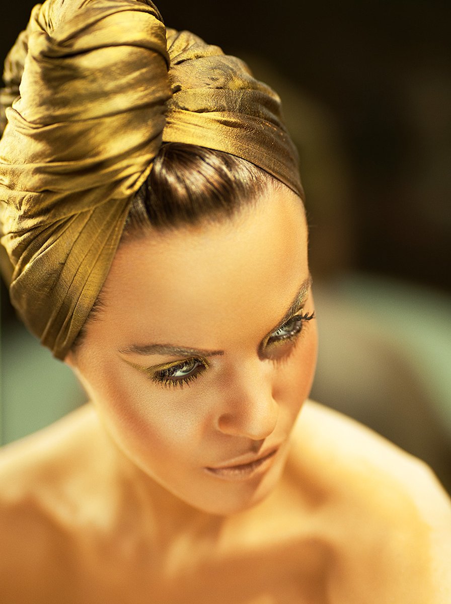 Photo by Andre Schneider, Ronnie Peterson, Marcella Sbraletta - Kavyar