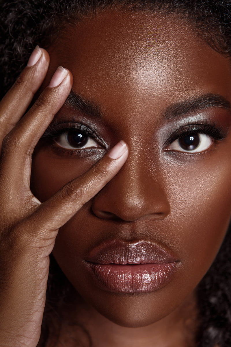 Photo by Knarik Arzumanyan, Julia Mindar, Miya Rae Lin - Kavyar