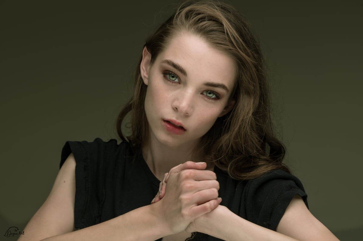 Photo by Deryk Hesford, Akira Isola - Kavyar