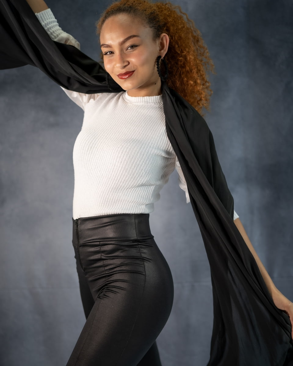 Photo by Roland Raia, Larissa Cruz, Micca Rodrigues - Kavyar