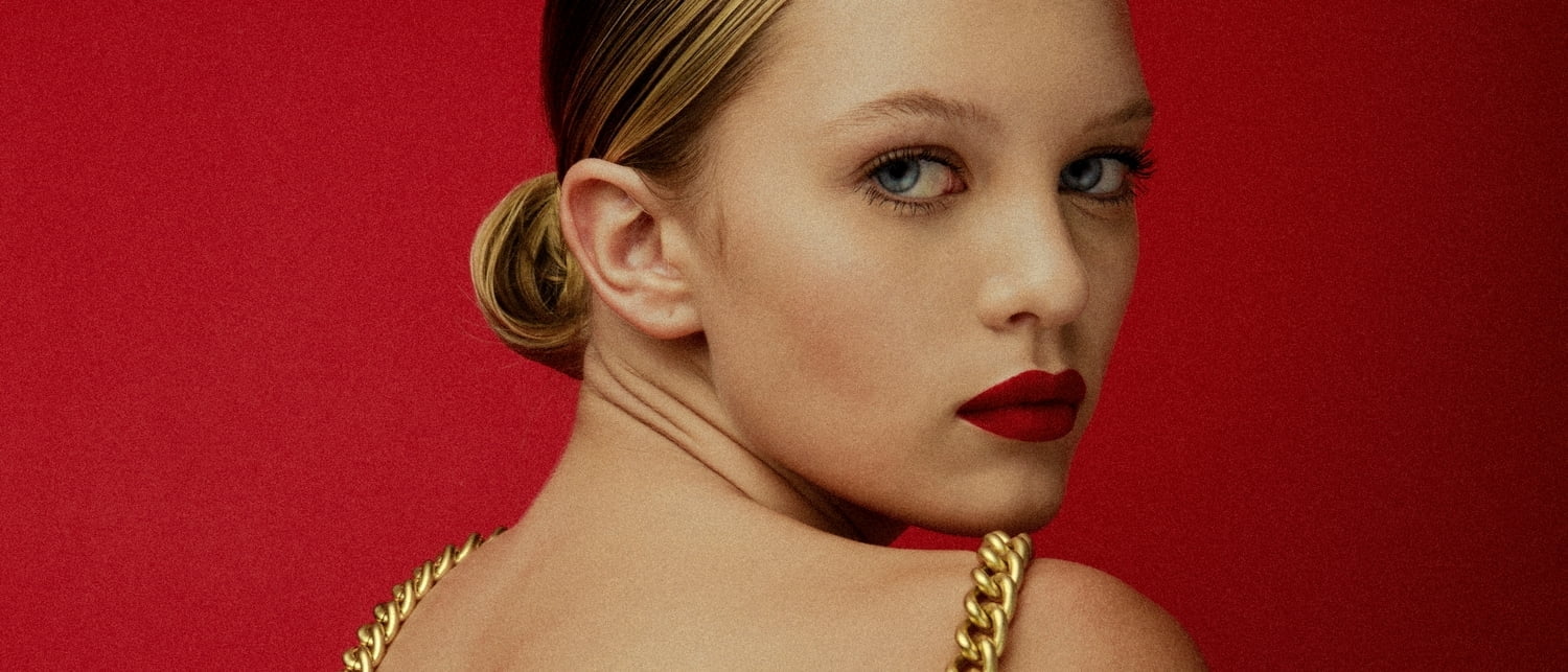 ONLY MONDAY Magazine - Accepting submissions on Kavyar