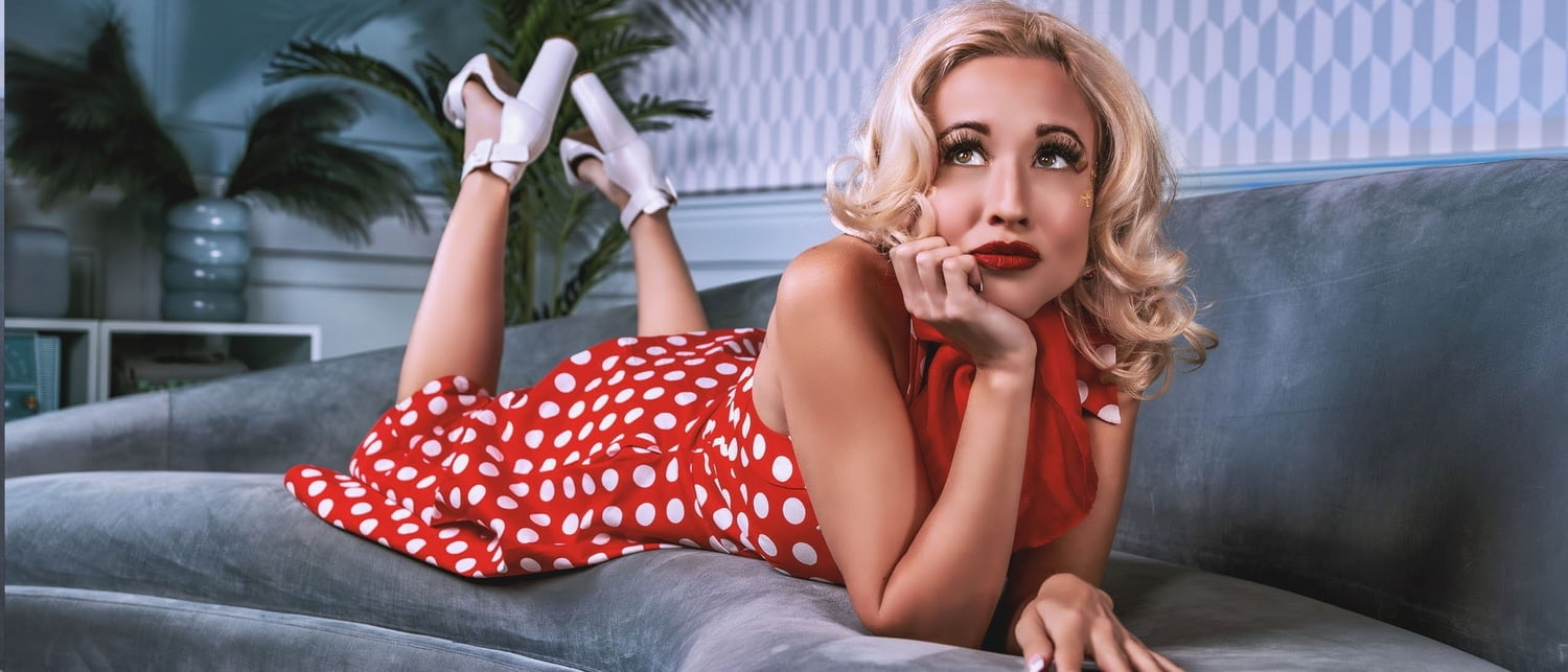 Call for Work: Portrait - Vida