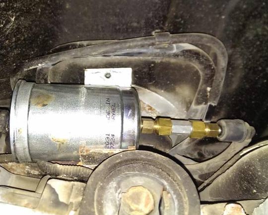 Fuel System Check Valve Installation P80 Volvos