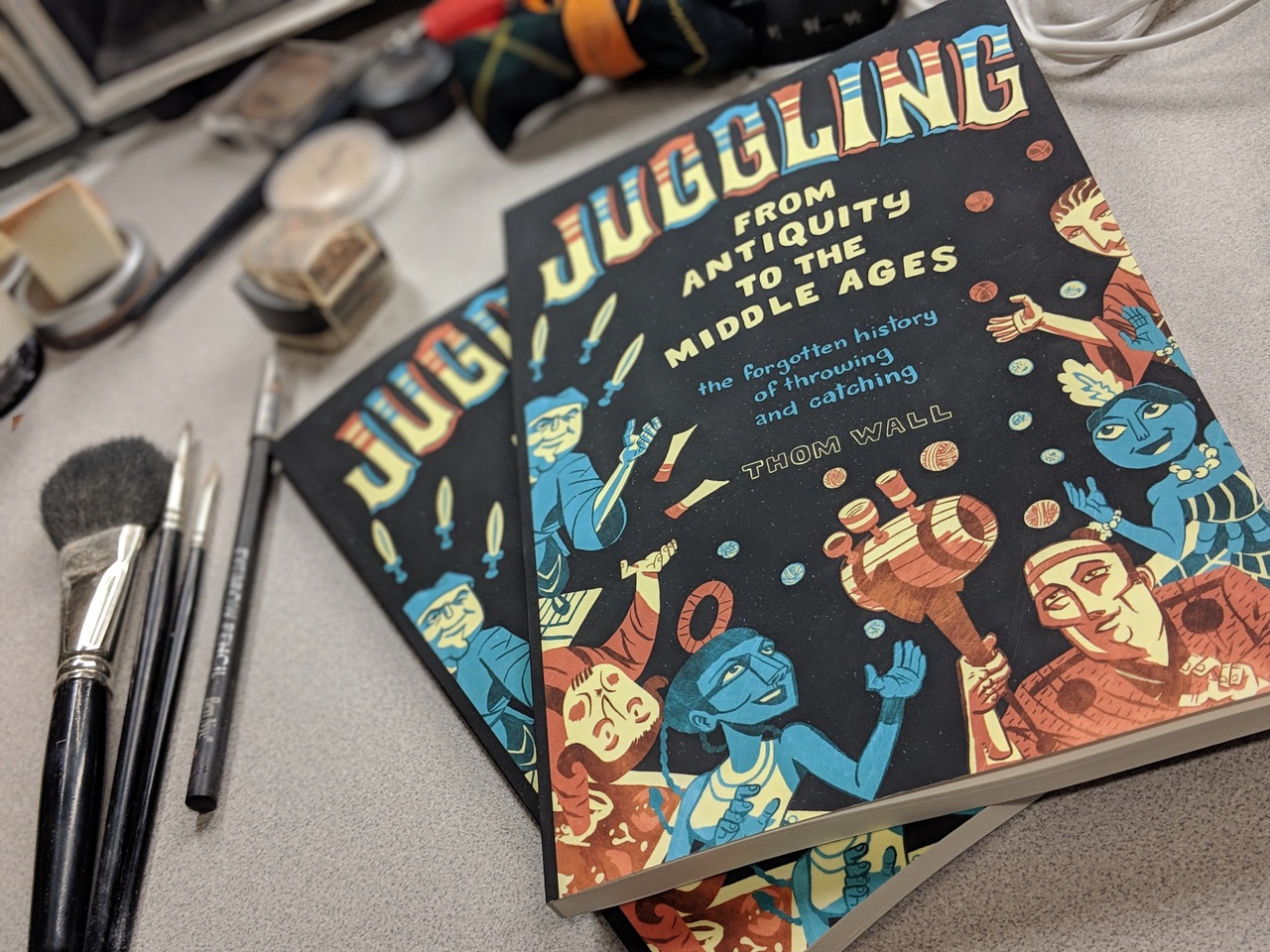 Juggling - From Antiquity to the Middle Ages