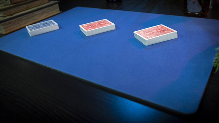 Standard Close-Up Pad 16X23 (Blue) by Murphy's Magic Supplies