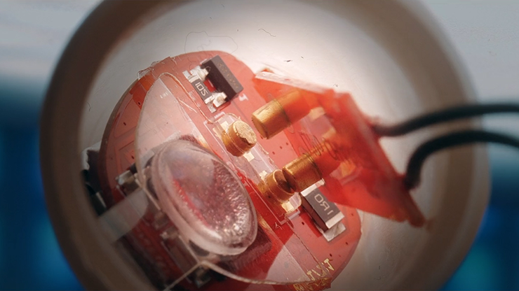 Pro Light 3.0 White Pair (Gimmicks and Online Instructions) by Marc Antoine