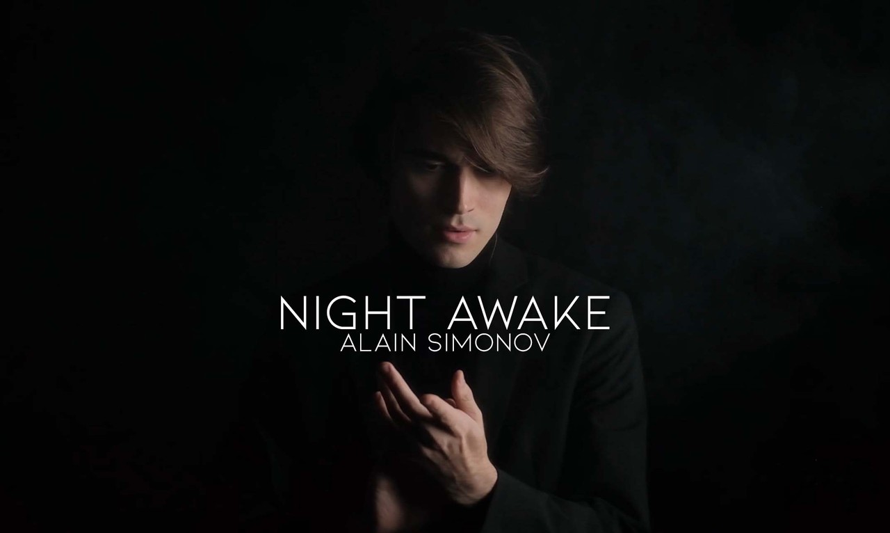 NIGHT AWAKE by Alain Simonov | Magic22
